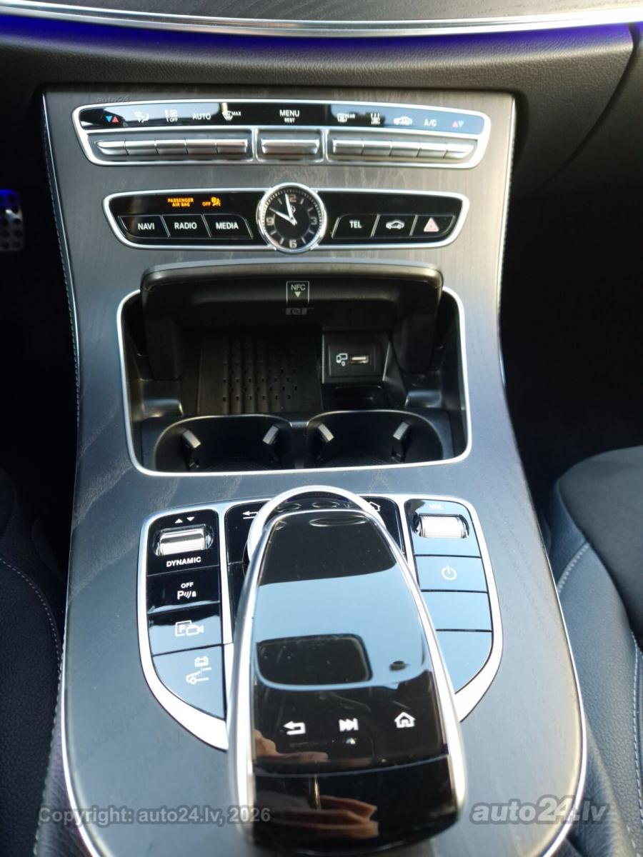 Mercedes-Benz E-Class 2020 in Tallinn, with an engine capacity of 2.00 L and mileage of 164 thousand km for 26990 €, photo 22 on AUTOMOTO.COM.LV