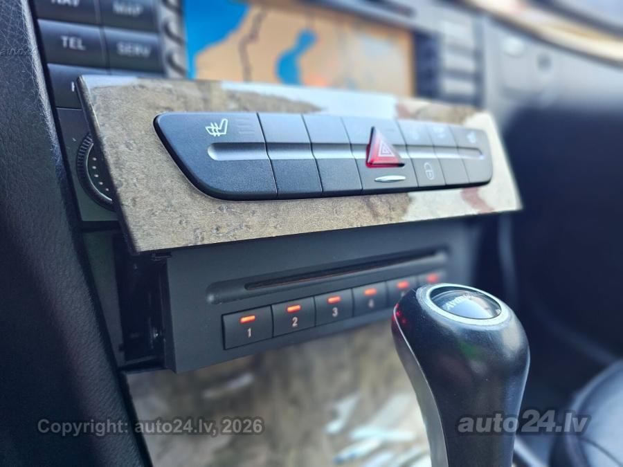 Мерседес Е-Класс 2007 в Таллин, объемом двигателя 3.20 л и пробегом 326 тыс. км за 4998 €, фото 19 на AUTOMOTO.COM.LV