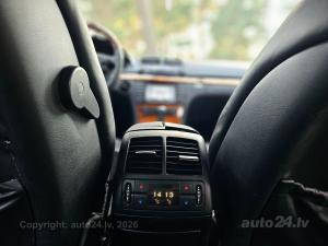 Mercedes-Benz E-Class 2007 in Tallinn, with an engine capacity of 3.20 L and mileage of 395 thousand km for 3488 €, photo 13 on AUTOMOTO.COM.LV