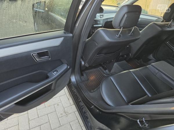 Мерседес Е-Класс 2015 в Вильнюс на AUTOMOTO.COM.LV Мерседес Е-Класс 2015 в Вильнюс, объемом двигателя 2.20 л и пробегом 267 тыс. км за 5000 €, фото 11 на AUTOMOTO.COM.LV