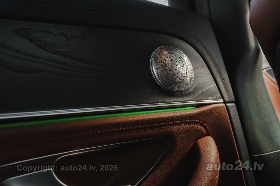 Mercedes-Benz E-Class 2017 in Tartu, with an engine capacity of 3.50 L and mileage of 243 thousand km for 21490 €, photo 20 on AUTOMOTO.COM.LV