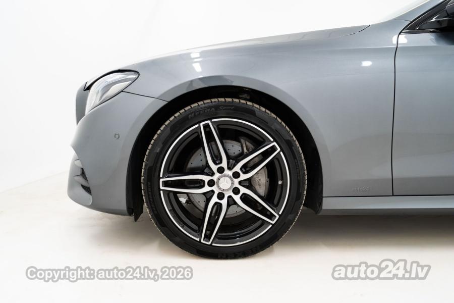 Mercedes-Benz E-Class 2017 Tartu, ar dzinēja tilpumu 2.00 L un nobraukumu 173 tūkst. km par 19990 €, foto 8 vietnē AUTOMOTO.COM.LV