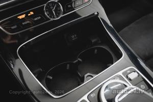 Mercedes-Benz E-Class 2017 Tartu, ar dzinēja tilpumu 2.00 L un nobraukumu 173 tūkst. km par 19990 €, foto 24 vietnē AUTOMOTO.COM.LV