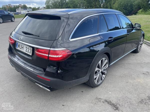 Mercedes-Benz E-Class 2017 Panevēža vietnē Mercedes-Benz E-Class 2017 Panevēža, ar dzinēja tilpumu 2.00 L un nobraukumu 190 tūkst. km par 15500 €, foto 4 vietnē AUTOMOTO.COM.LV