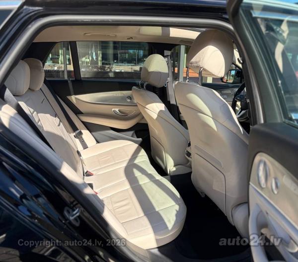 Mercedes-Benz E-Class 2020 in Narva, with an engine capacity of 2.90 L and mileage of 226 thousand km for 26990 €, photo 8 on AUTOMOTO.COM.LV