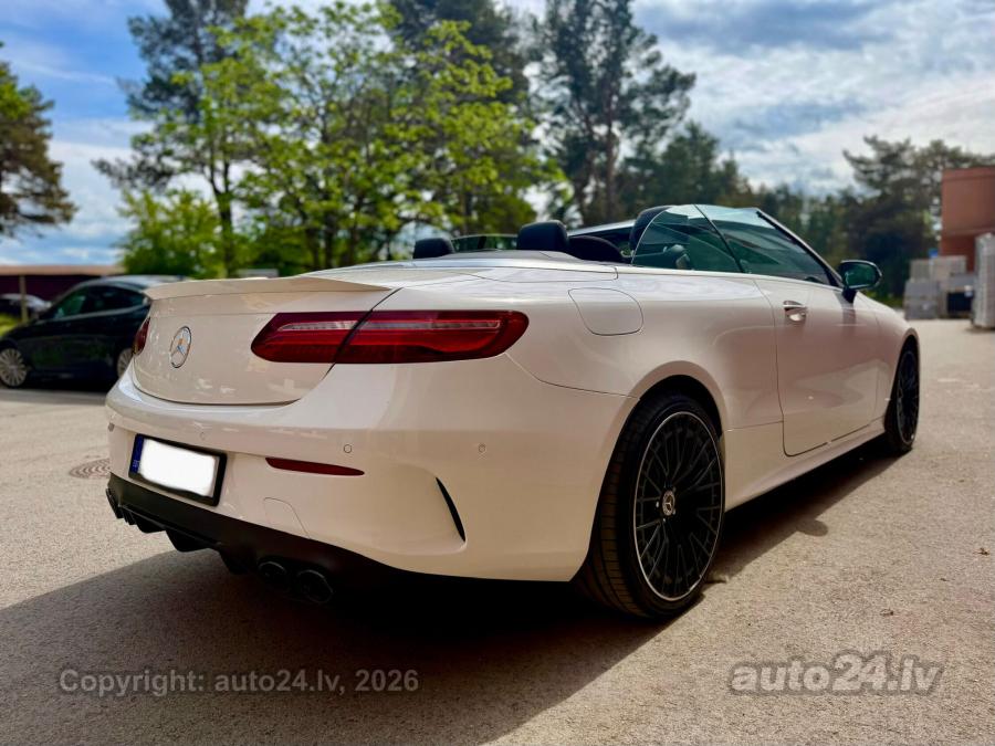 Balts Mercedes-Benz E-Class 2019 Tallina, ar dzinēja tilpumu 3.00 L un nobraukumu 65 tūkst. km par 44000 €, foto 5 vietnē AUTOMOTO.COM.LV