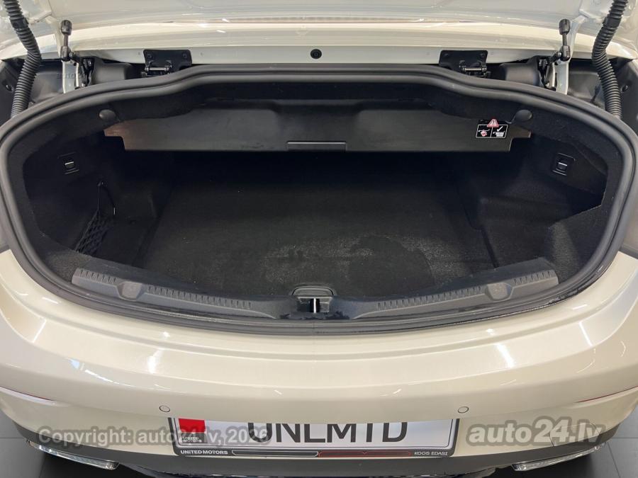 Balts Mercedes-Benz E-Class 2020 Tallina, ar dzinēja tilpumu 2.00 L un nobraukumu 91 tūkst. km par 37900 €, foto 14 vietnē AUTOMOTO.COM.LV