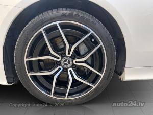 Balts Mercedes-Benz E-Class 2020 Tallina, ar dzinēja tilpumu 2.00 L un nobraukumu 91 tūkst. km par 37900 €, foto 15 vietnē AUTOMOTO.COM.LV