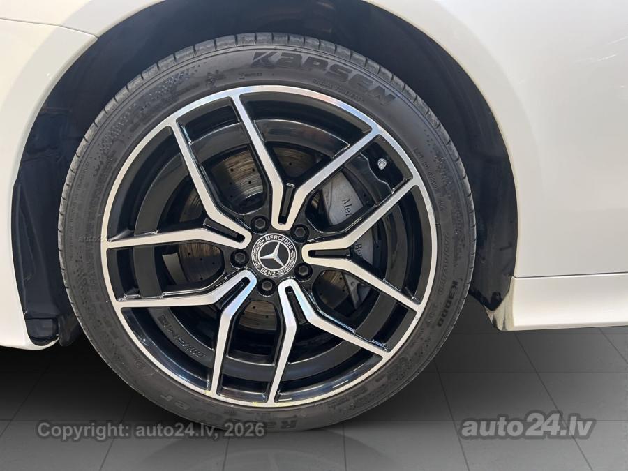 Balts Mercedes-Benz E-Class 2020 Tallina, ar dzinēja tilpumu 2.00 L un nobraukumu 91 tūkst. km par 37900 €, foto 15 vietnē AUTOMOTO.COM.LV