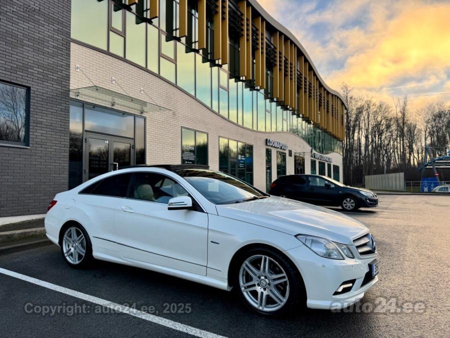 White Mercedes-Benz E-Class 2010 in Tallinn, with an engine capacity of 3.50 L and mileage of 168 thousand km for 7900 €, photo 4 on AUTOMOTO.COM.LV