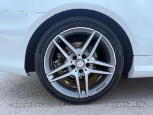 Balts Mercedes-Benz E-Class 2013 Tartu, ar dzinēja tilpumu 2.00 L un nobraukumu 208 tūkst. km par 18490 €, foto 17 vietnē AUTOMOTO.COM.LV