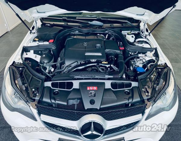White Mercedes-Benz E-Class 2014 in Parnu, with an engine capacity of 2.00 L and mileage of 109 thousand km for 14900 €, photo 10 on AUTOMOTO.COM.LV
