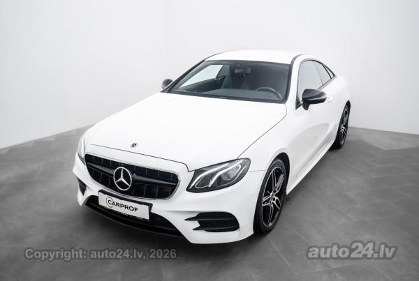 Balts Mercedes-Benz E-Class 2018 Tallina, ar dzinēja tilpumu 2.00 L un nobraukumu 162 tūkst. km par 24999 €, foto  vietnē AUTOMOTO.COM.LV