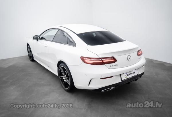 White Mercedes-Benz E-Class 2018 in Tallinn, with an engine capacity of 2.00 L and mileage of 162 thousand km for 24999 €, photo 6 on AUTOMOTO.COM.LV