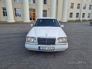 Balts Mercedes-Benz E-Class 1991 Tallina, ar dzinēja tilpumu 3.00 L un nobraukumu 479 tūkst. km par 3999 €, foto 3 vietnē AUTOMOTO.COM.LV