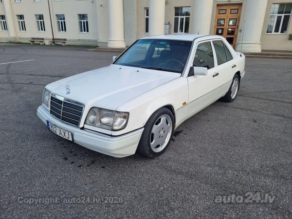Balts Mercedes-Benz E-Class 1991 Tallina, ar dzinēja tilpumu 3.00 L un nobraukumu 479 tūkst. km par 3999 €, foto 3 vietnē AUTOMOTO.COM.LV