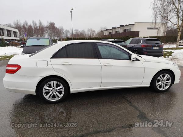 Balts Mercedes-Benz E-Class 2009 Tallina, ar dzinēja tilpumu 2.20 L un nobraukumu 302 tūkst. km par 6100 €, foto 3 vietnē AUTOMOTO.COM.LV