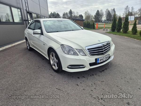 Balts Mercedes-Benz E-Class 2010 Pērnava, ar dzinēja tilpumu 2.10 L un nobraukumu 0 tūkst. km par 3999 €, foto 3 vietnē AUTOMOTO.COM.LV