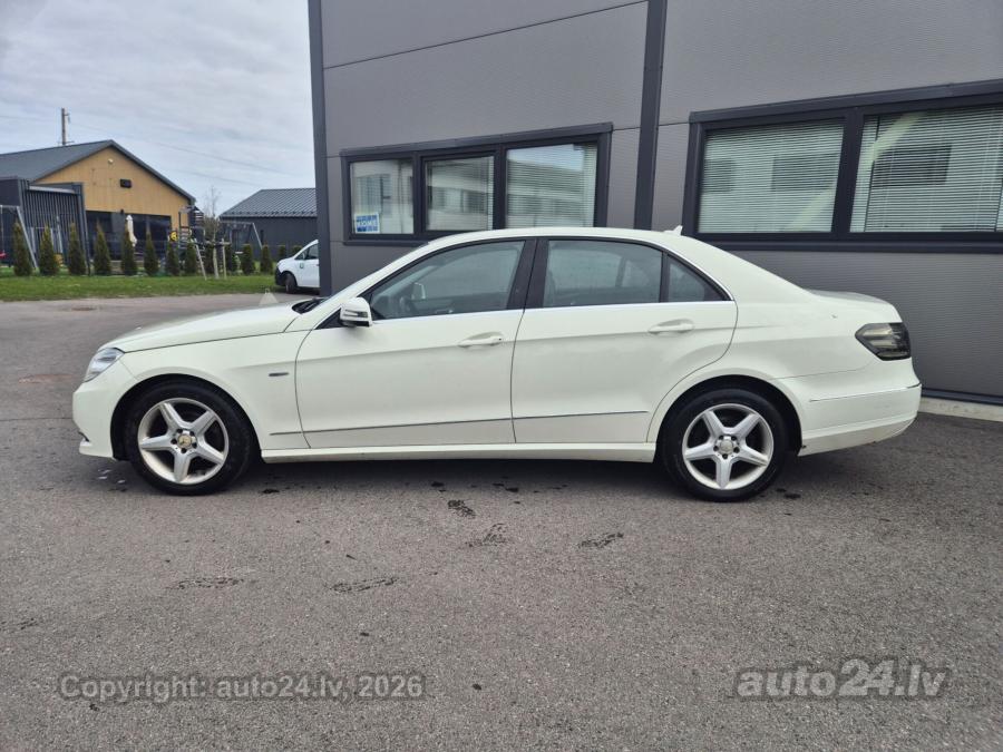 White Mercedes-Benz E-Class 2010 in Parnu, with an engine capacity of 2.10 L and mileage of 0 thousand km for 3999 €, photo 7 on AUTOMOTO.COM.LV