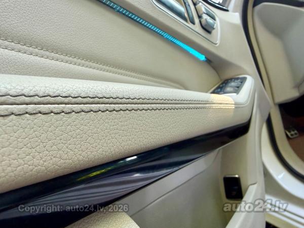 Balts Mercedes-Benz E-Class 2014 Tallina, ar dzinēja tilpumu 3.00 L un nobraukumu 237 tūkst. km par 12500 €, foto 9 vietnē AUTOMOTO.COM.LV