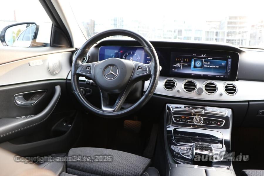 Balts Mercedes-Benz E-Class 2016 Tallina, ar dzinēja tilpumu 2.00 L un nobraukumu 149 tūkst. km par 22300 €, foto 5 vietnē AUTOMOTO.COM.LV