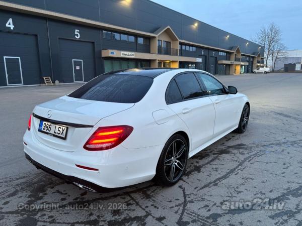 White Mercedes-Benz E-Class 2016 in Tallinn, with an engine capacity of 2.00 L and mileage of 243 thousand km for 23900 €, photo 4 on AUTOMOTO.COM.LV