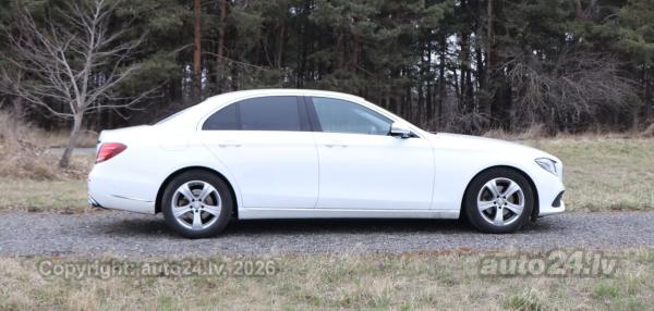 Balts Mercedes-Benz E-Class 2016 Tallina, ar dzinēja tilpumu 2.00 L un nobraukumu 149 tūkst. km par 20900 €, foto 3 vietnē AUTOMOTO.COM.LV