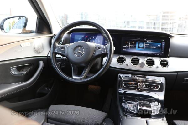 Balts Mercedes-Benz E-Class 2016 Tallina, ar dzinēja tilpumu 2.00 L un nobraukumu 149 tūkst. km par 20900 €, foto 9 vietnē AUTOMOTO.COM.LV