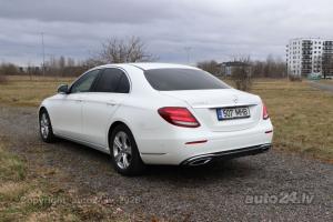 White Mercedes-Benz E-Class 2016 in Tallinn, with an engine capacity of 2.00 L and mileage of 149 thousand km for 20900 €, photo 13 on AUTOMOTO.COM.LV