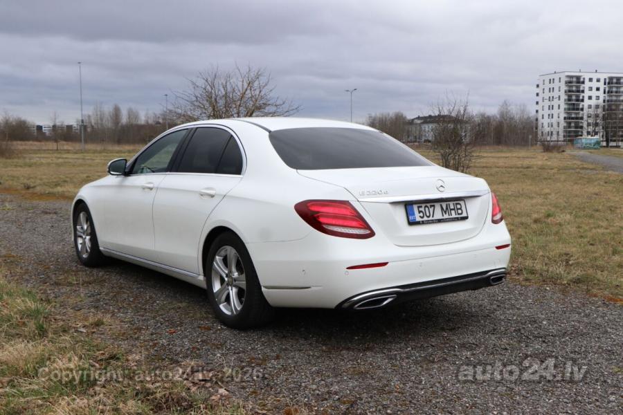 White Mercedes-Benz E-Class 2016 in Tallinn, with an engine capacity of 2.00 L and mileage of 149 thousand km for 20900 €, photo 13 on AUTOMOTO.COM.LV