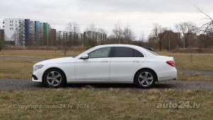 White Mercedes-Benz E-Class 2016 in Tallinn, with an engine capacity of 2.00 L and mileage of 149 thousand km for 20900 €, photo 14 on AUTOMOTO.COM.LV