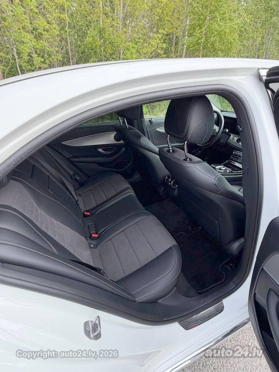 White Mercedes-Benz E-Class 2016 in Tallinn, with an engine capacity of 2.00 L and mileage of 211 thousand km for 18500 €, photo 8 on AUTOMOTO.COM.LV