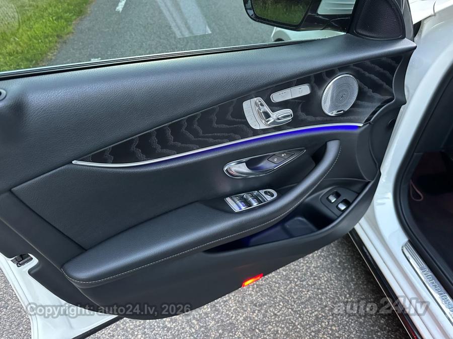 Balts Mercedes-Benz E-Class 2016 Pērnava, ar dzinēja tilpumu 2.00 L un nobraukumu 258 tūkst. km par 17900 €, foto 15 vietnē AUTOMOTO.COM.LV