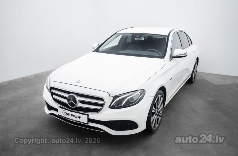 White Mercedes-Benz E-Class 2016 in Tallinn, with an engine capacity of 2.00 L and mileage of 200 thousand km for 15999 €, photo 1 on AUTOMOTO.COM.LV