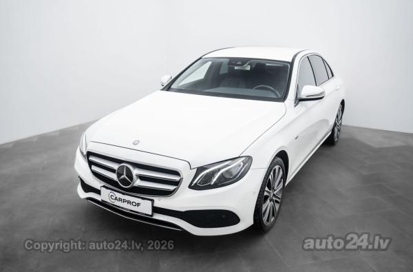 White Mercedes-Benz E-Class 2016 in Tallinn, with an engine capacity of 2.00 L and mileage of 200 thousand km for 15999 €, photo 1 on AUTOMOTO.COM.LV