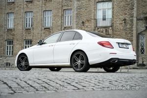 White Mercedes-Benz E-Class 2017 in Tallinn, with an engine capacity of 2.00 L and mileage of 132 thousand km for 28000 €, photo 5 on AUTOMOTO.COM.LV