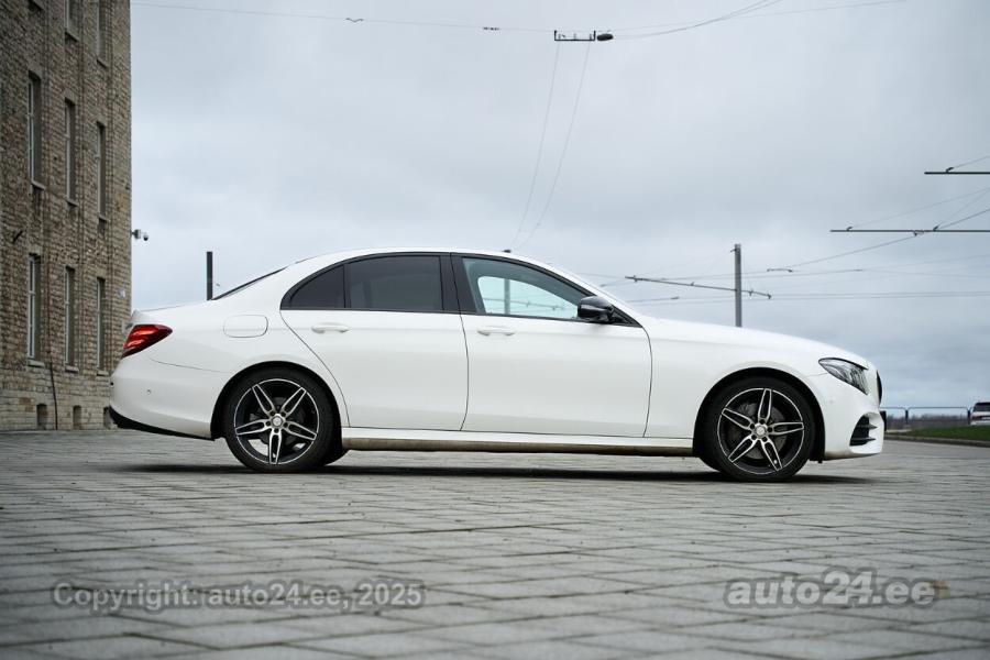 White Mercedes-Benz E-Class 2017 in Tallinn, with an engine capacity of 2.00 L and mileage of 132 thousand km for 28000 €, photo 11 on AUTOMOTO.COM.LV