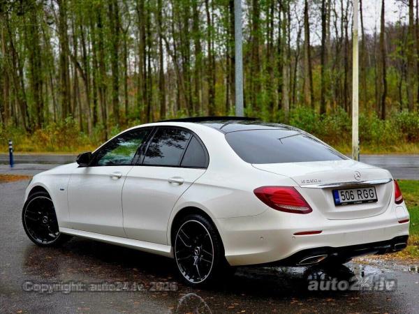 White Mercedes-Benz E-Class 2017 in Tallinn, with an engine capacity of 2.00 L and mileage of 271 thousand km for 16990 €, photo 6 on AUTOMOTO.COM.LV