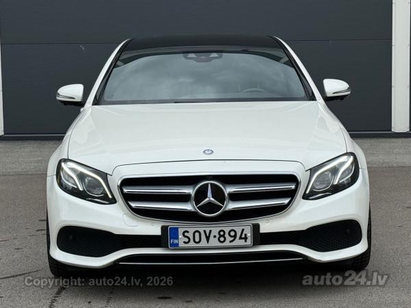 White Mercedes-Benz E-Class 2017 in Tallinn, with an engine capacity of 2.00 L and mileage of 251 thousand km for 15900 €, photo 5 on AUTOMOTO.COM.LV