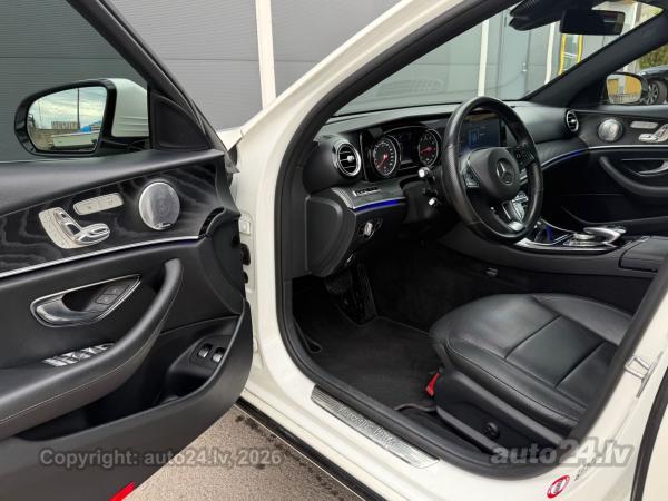White Mercedes-Benz E-Class 2017 in Tallinn, with an engine capacity of 2.00 L and mileage of 251 thousand km for 15900 €, photo 7 on AUTOMOTO.COM.LV