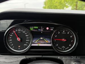 Белый Мерседес Е-Класс 2017 в Таллин, объемом двигателя 2.00 л и пробегом 251 тыс. км за 15900 €, фото 19 на AUTOMOTO.COM.LV