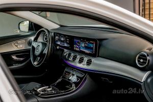 White Mercedes-Benz E-Class 2017 in Parnu, with an engine capacity of 2.00 L and mileage of 125 thousand km for 25640 €, photo 13 on AUTOMOTO.COM.LV