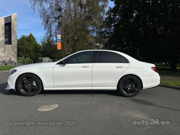 White Mercedes-Benz E-Class 2018 in Tallinn, with an engine capacity of 2.00 L and mileage of 293 thousand km for 22700 €, photo 5 on AUTOMOTO.COM.LV