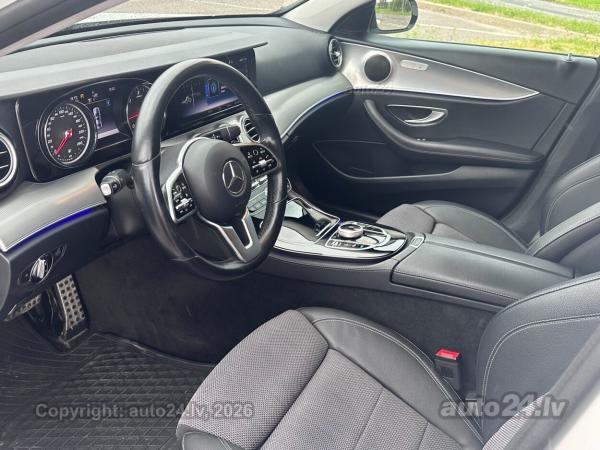 Balts Mercedes-Benz E-Class 2018 Tartu, ar dzinēja tilpumu 2.00 L un nobraukumu 120 tūkst. km par 2490 €, foto 6 vietnē AUTOMOTO.COM.LV