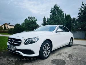 Белый Мерседес Е-Класс 2018 в Таллин, объемом двигателя 2.00 л и пробегом 99 тыс. км за 21000 €, фото  на AUTOMOTO.COM.LV