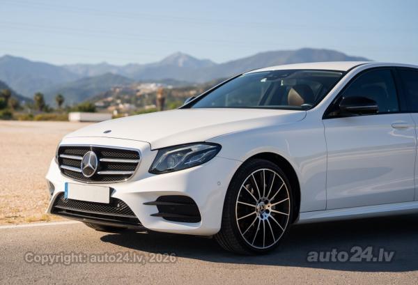 White Mercedes-Benz E-Class 2018 in Tallinn, with an engine capacity of 2.00 L and mileage of 137 thousand km for 29500 €, photo 10 on AUTOMOTO.COM.LV