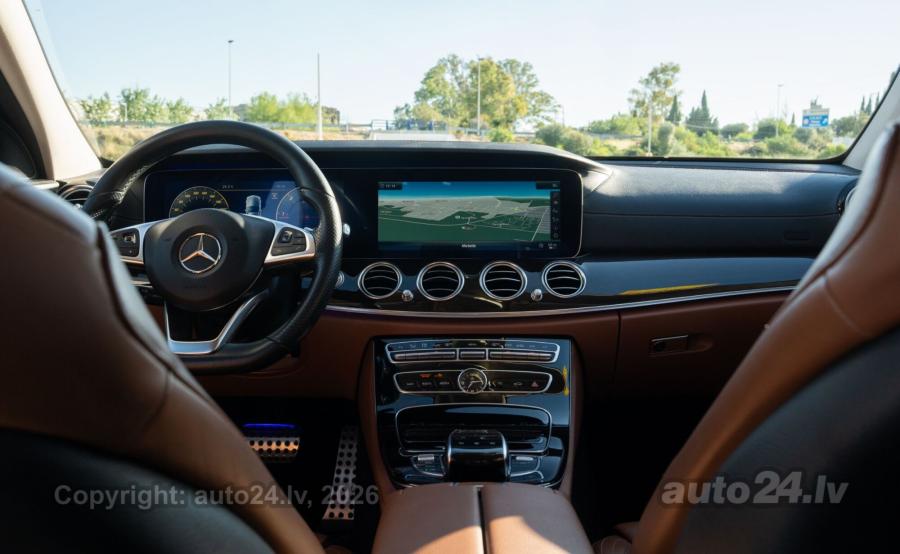 Balts Mercedes-Benz E-Class 2018 Tallina, ar dzinēja tilpumu 2.00 L un nobraukumu 137 tūkst. km par 29500 €, foto 17 vietnē AUTOMOTO.COM.LV