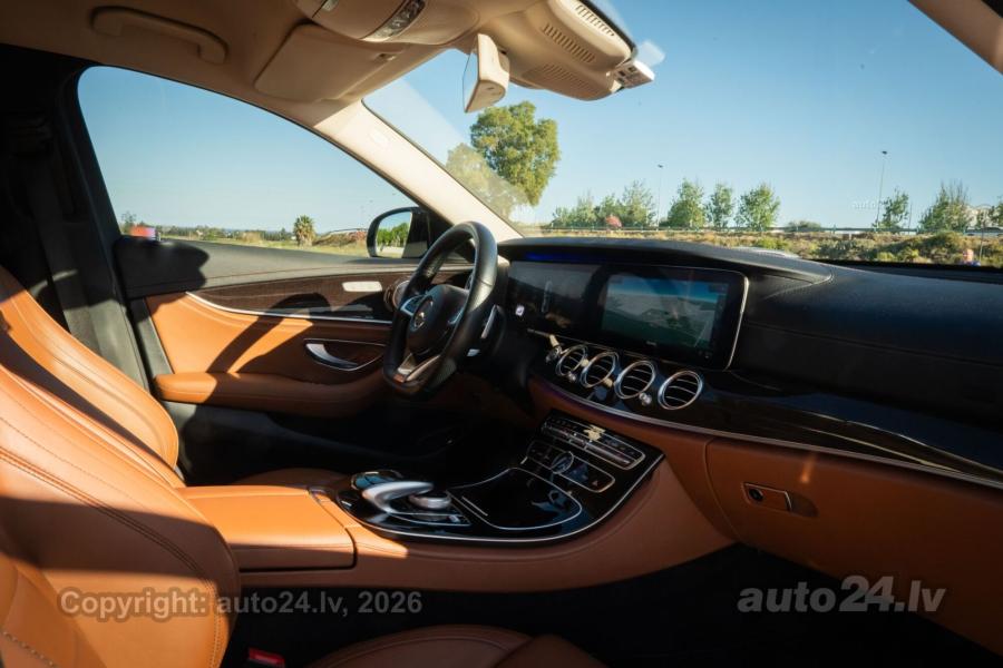 Balts Mercedes-Benz E-Class 2018 Tallina, ar dzinēja tilpumu 2.00 L un nobraukumu 137 tūkst. km par 29500 €, foto 22 vietnē AUTOMOTO.COM.LV