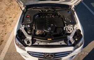 Balts Mercedes-Benz E-Class 2018 Tallina, ar dzinēja tilpumu 2.00 L un nobraukumu 137 tūkst. km par 29500 €, foto 28 vietnē AUTOMOTO.COM.LV