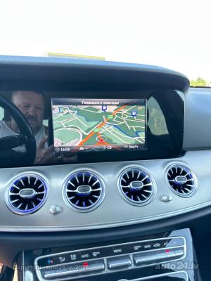 White Mercedes-Benz E-Class 2018 in Tallinn, with an engine capacity of 2.00 L and mileage of 214 thousand km for 21990 €, photo 18 on AUTOMOTO.COM.LV